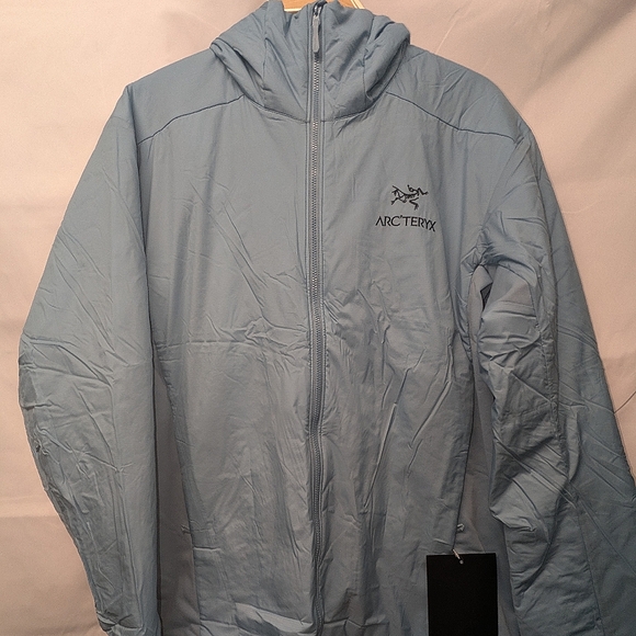 Arc'teryx | Jackets & Coats | Nwt Mens Arcteryx Atom Lt Hoody Light ...